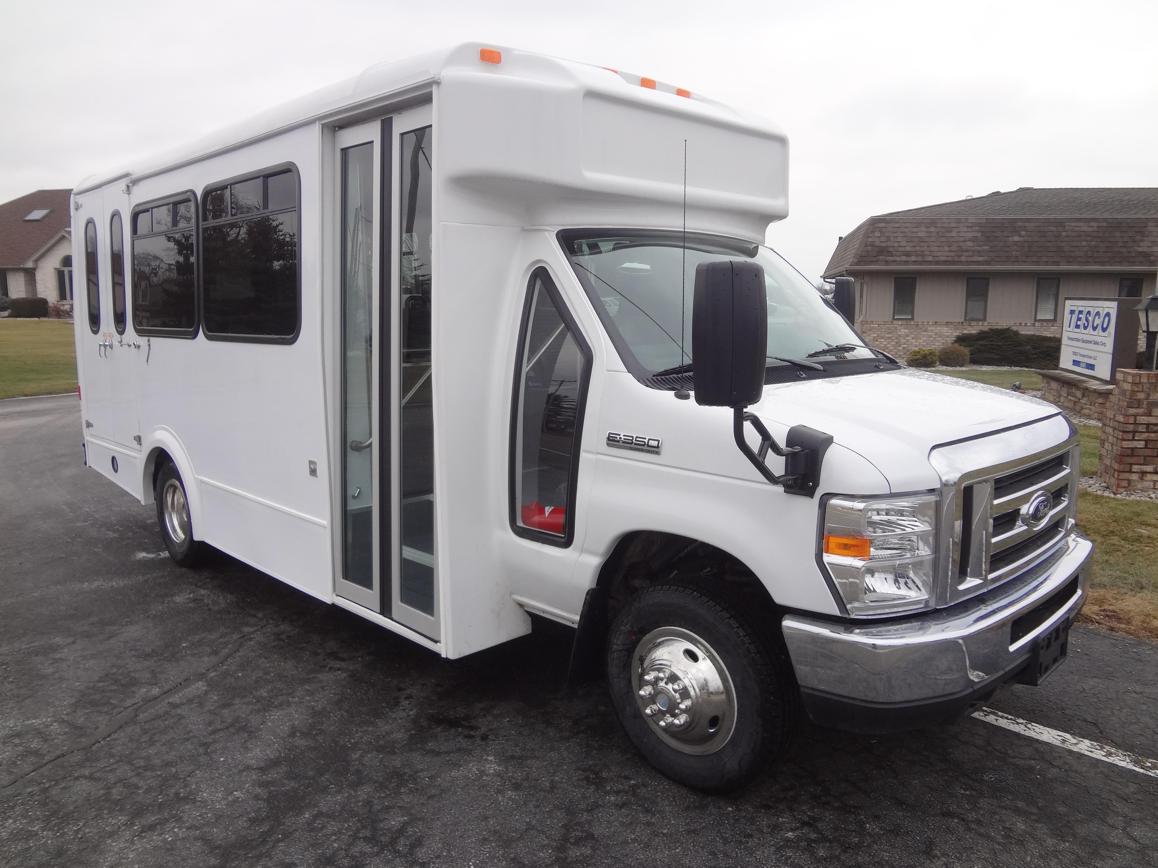 TESCO - Glaval Bus Universal