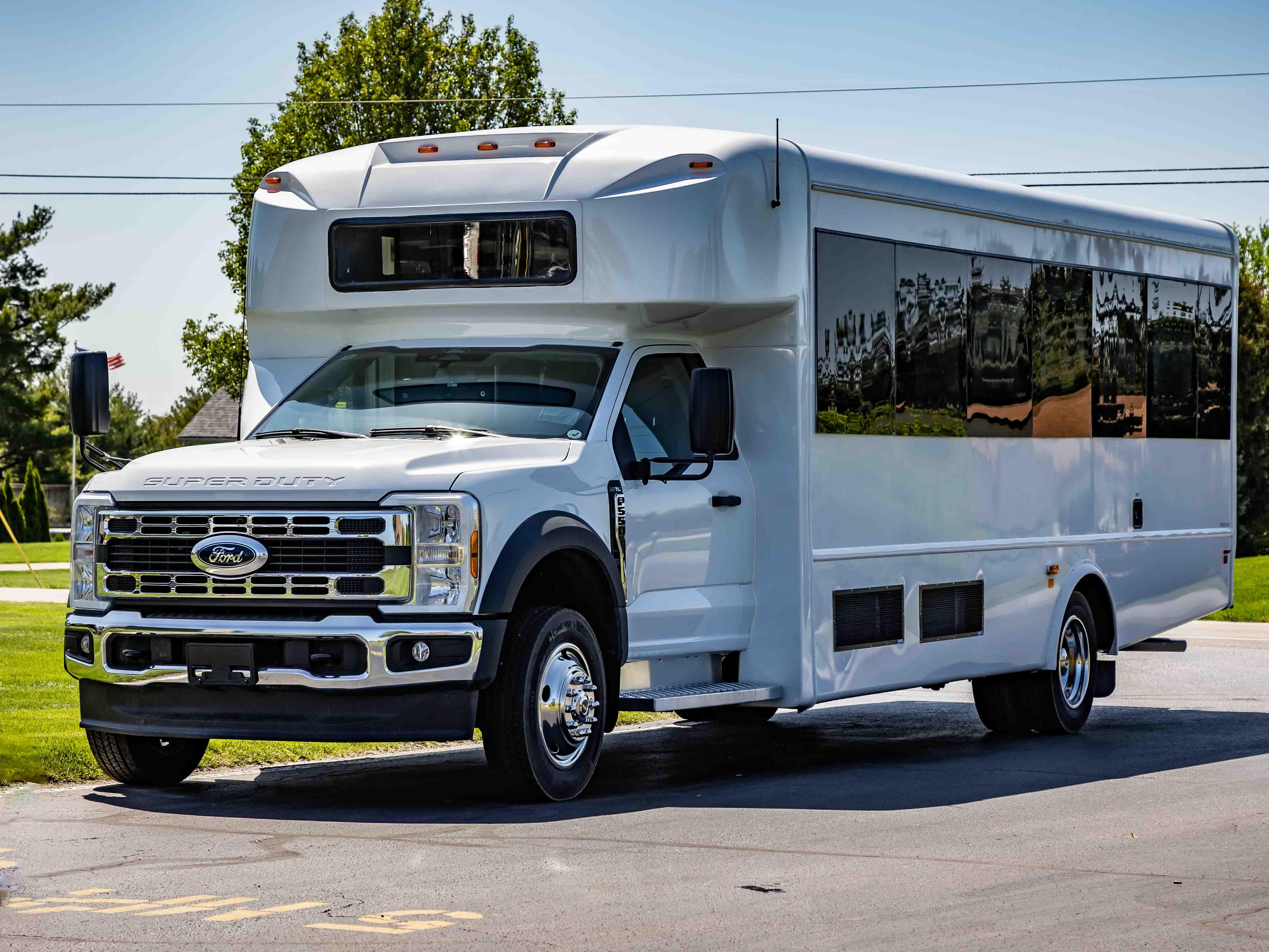 2024 Glaval Entourage Ford 32 Passenger Shuttle Bus
