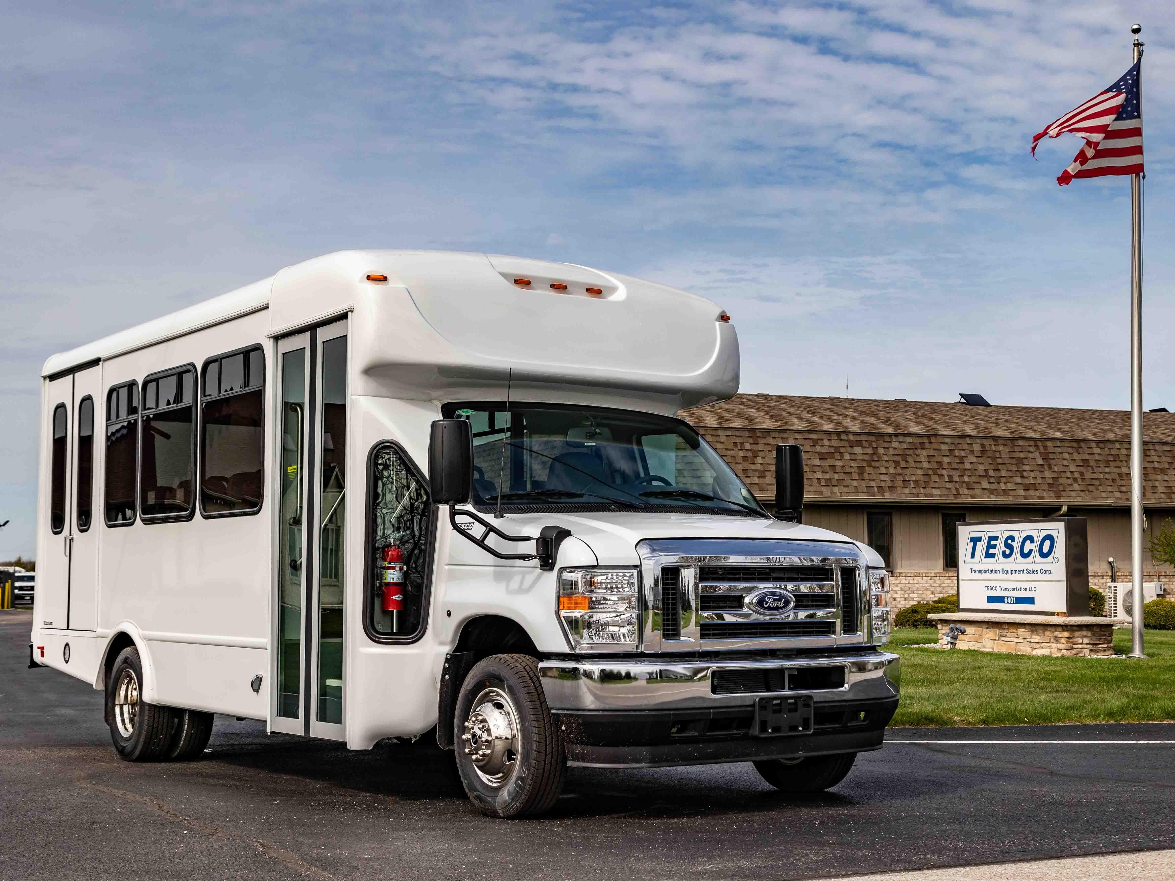 2025 StarTrans Senator II Ford 12 Passenger and 2 Wheelchair Shuttle Bus