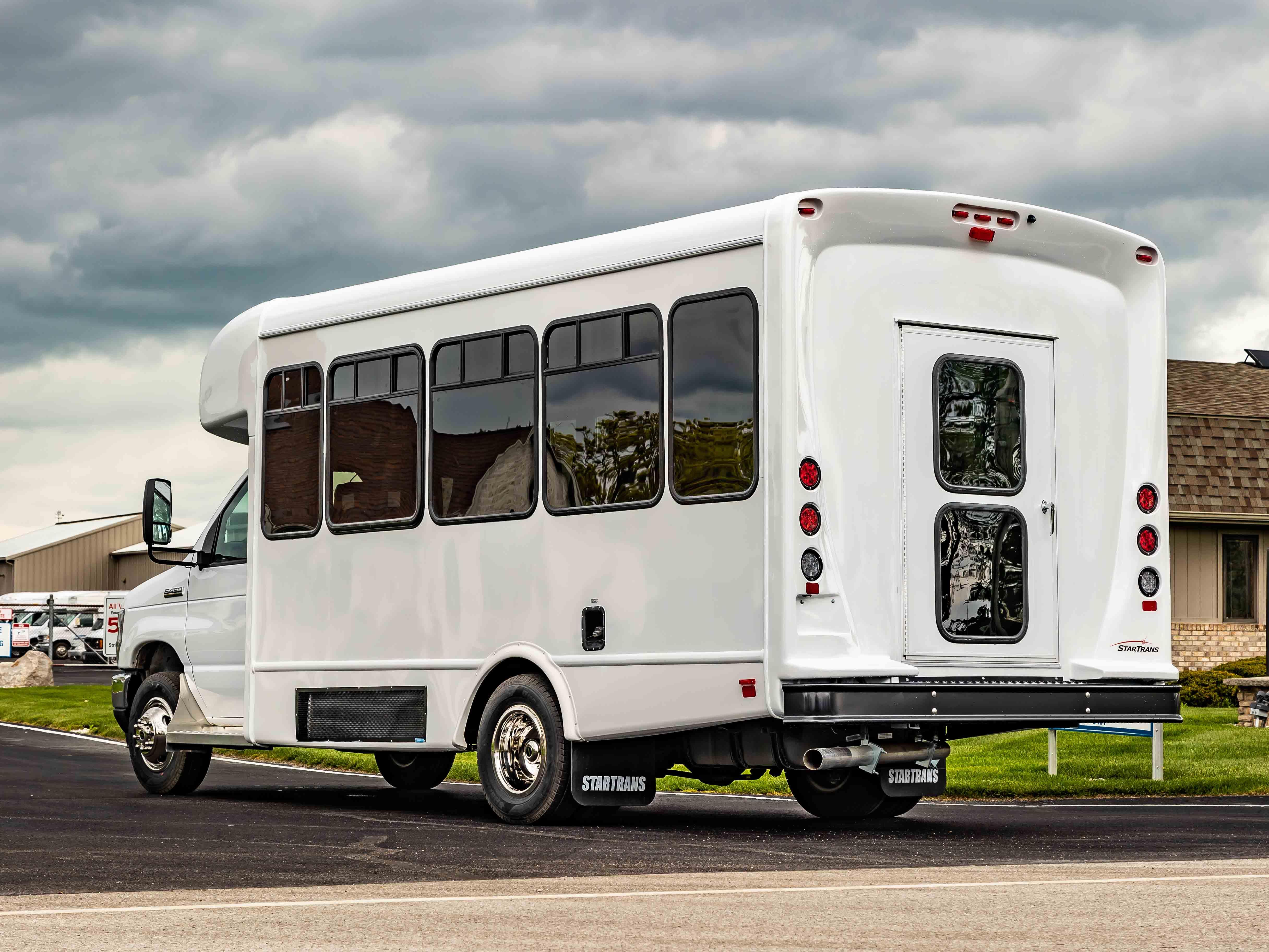 2025 StarTrans Senator II Ford 14 Passenger Shuttle Bus