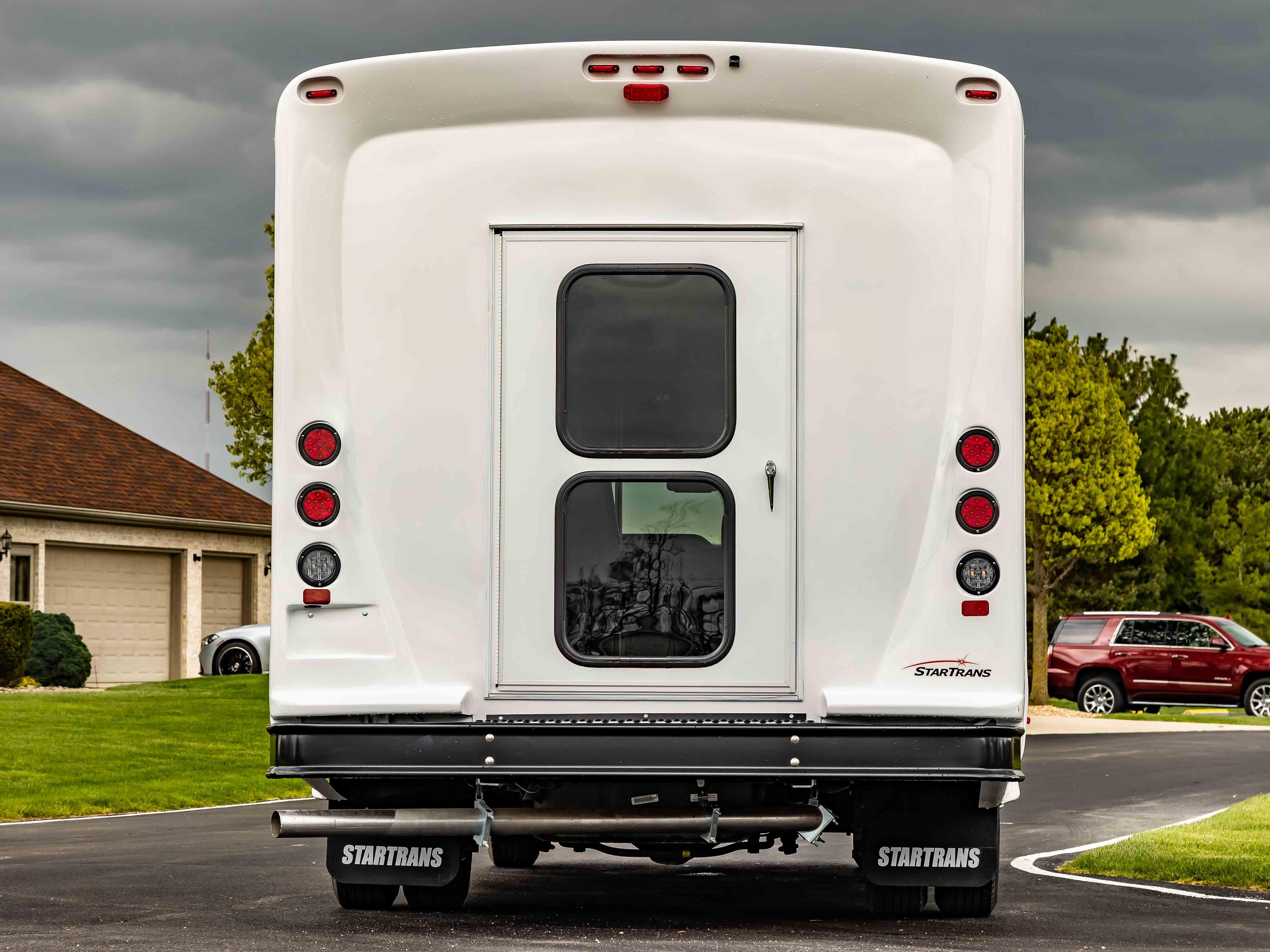 2025 StarTrans Senator II Ford 14 Passenger Shuttle Bus