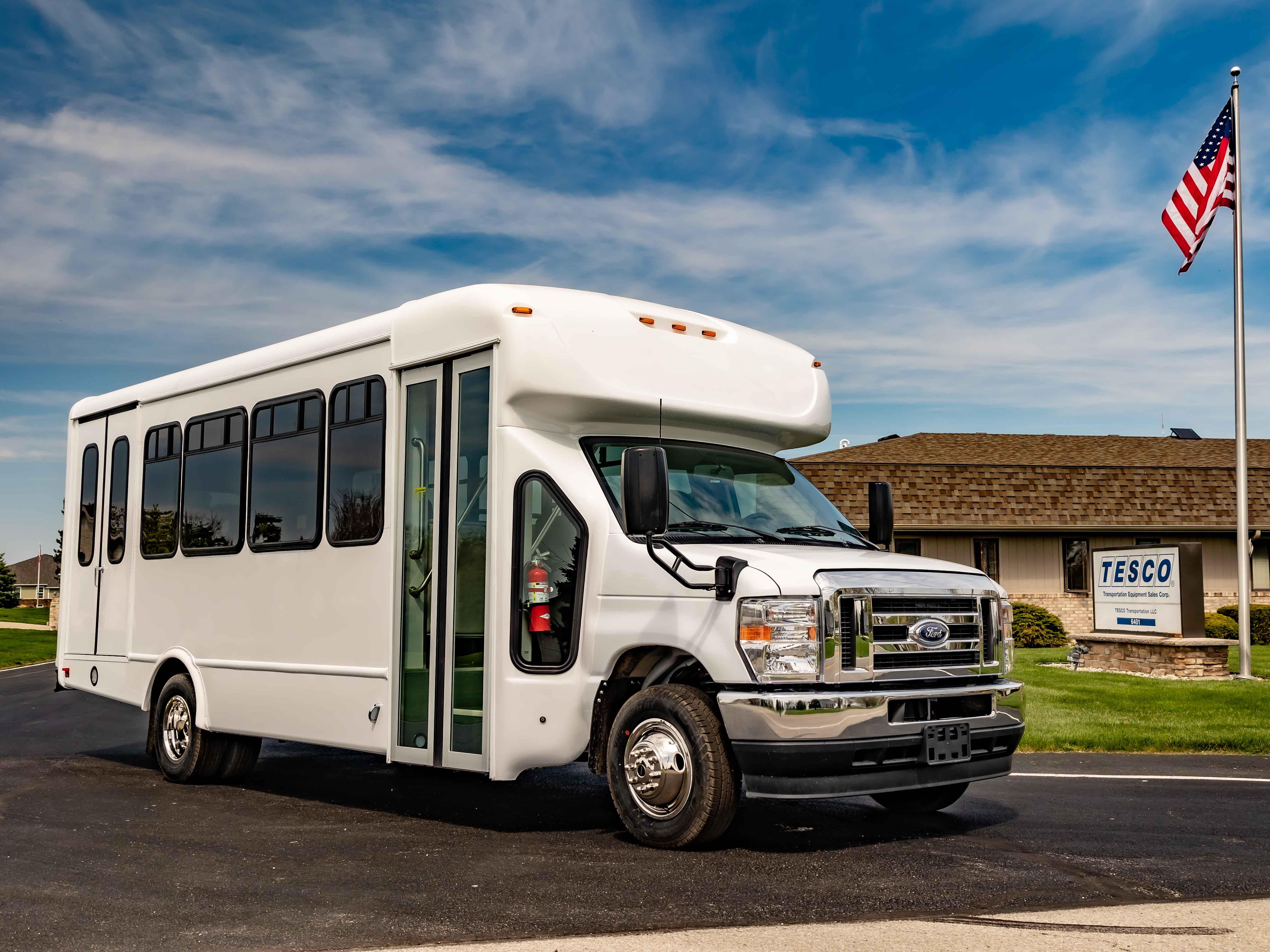 2025 StarTrans Senator II Ford 16 Passenger and 2 Wheelchair Shuttle Bus