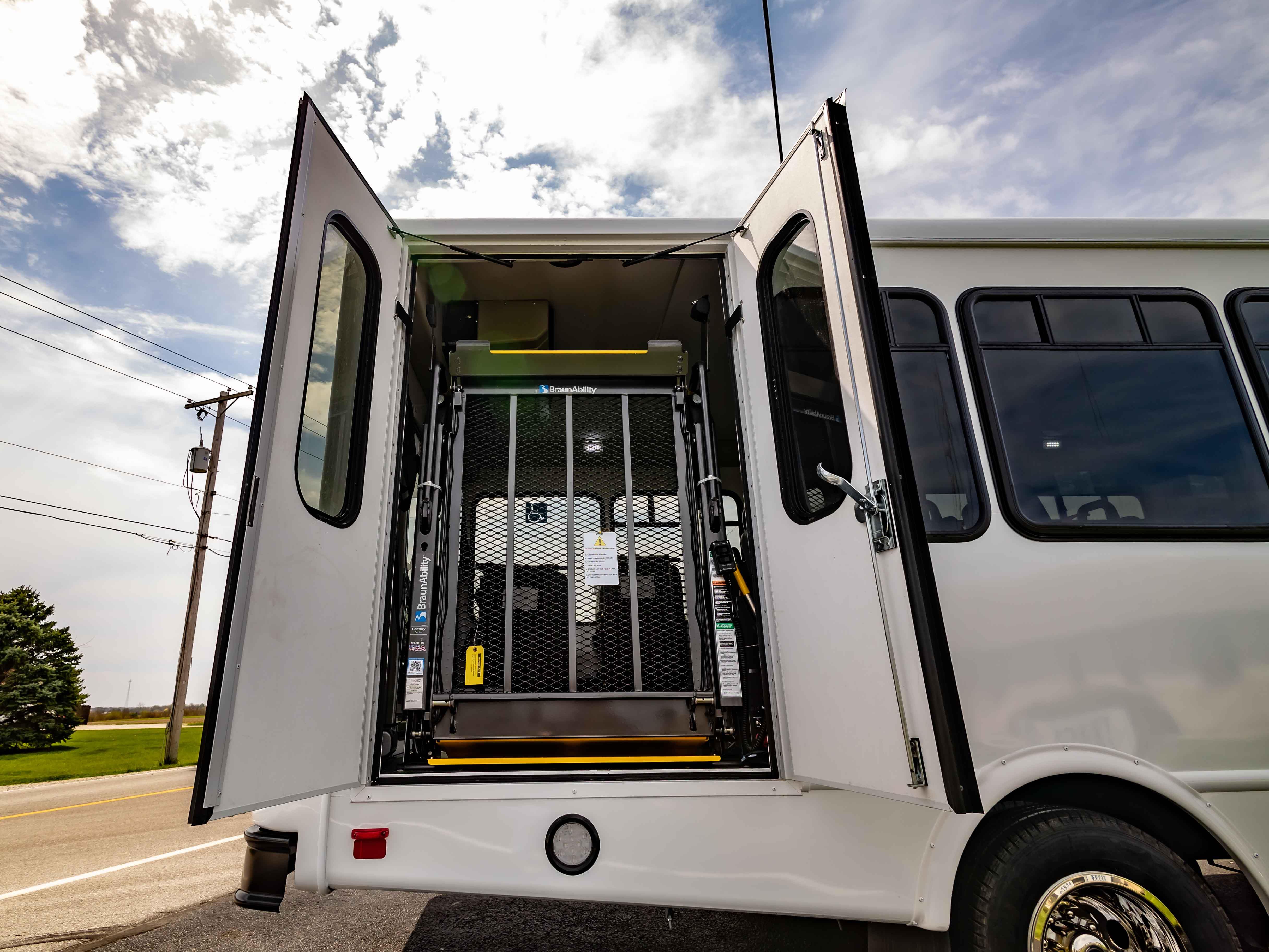 2025 StarTrans Senator II Ford 16 Passenger and 2 Wheelchair Shuttle Bus