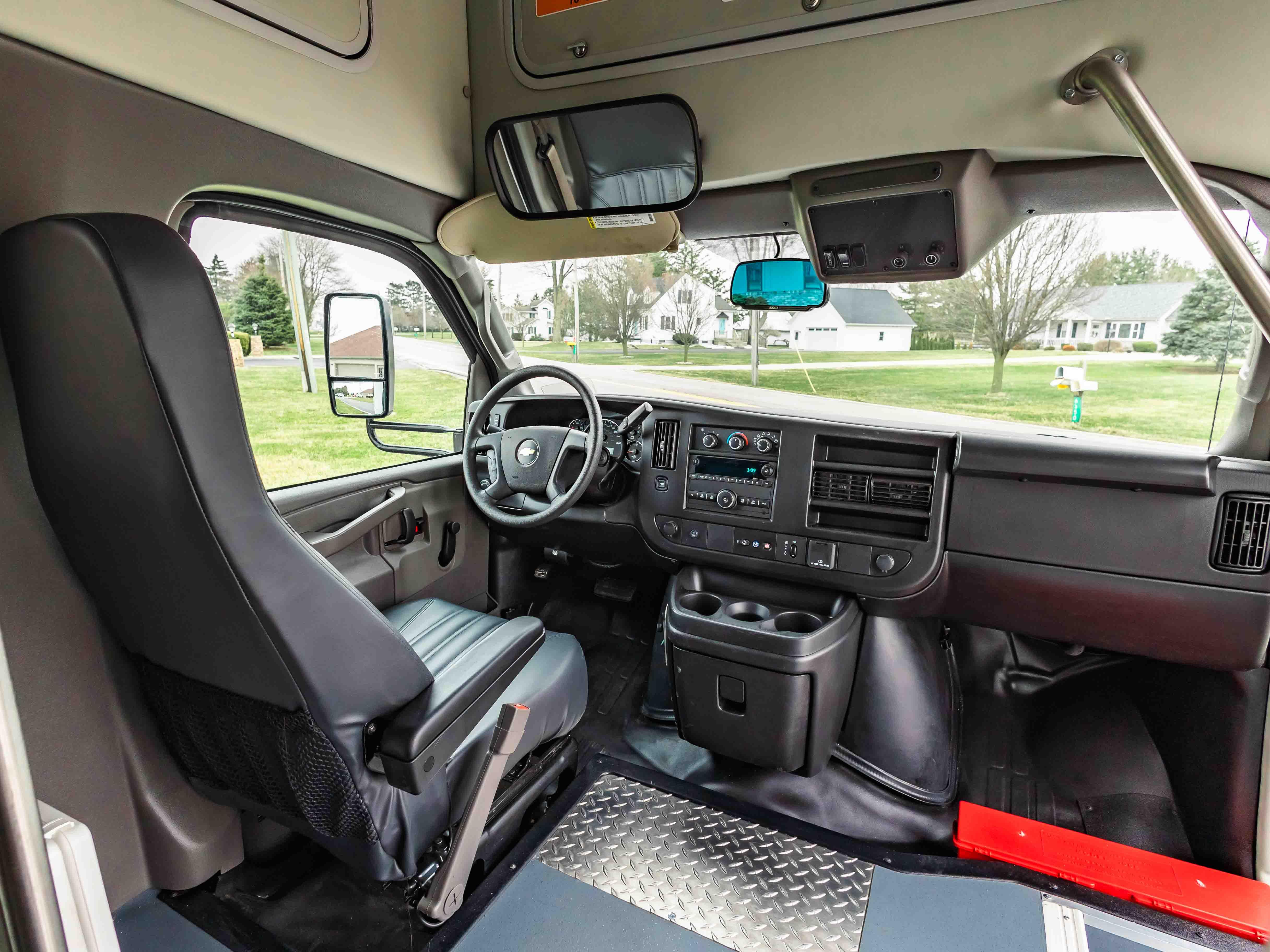 2024 StarTrans Senator II Chevrolet 25 Passenger Shuttle Bus