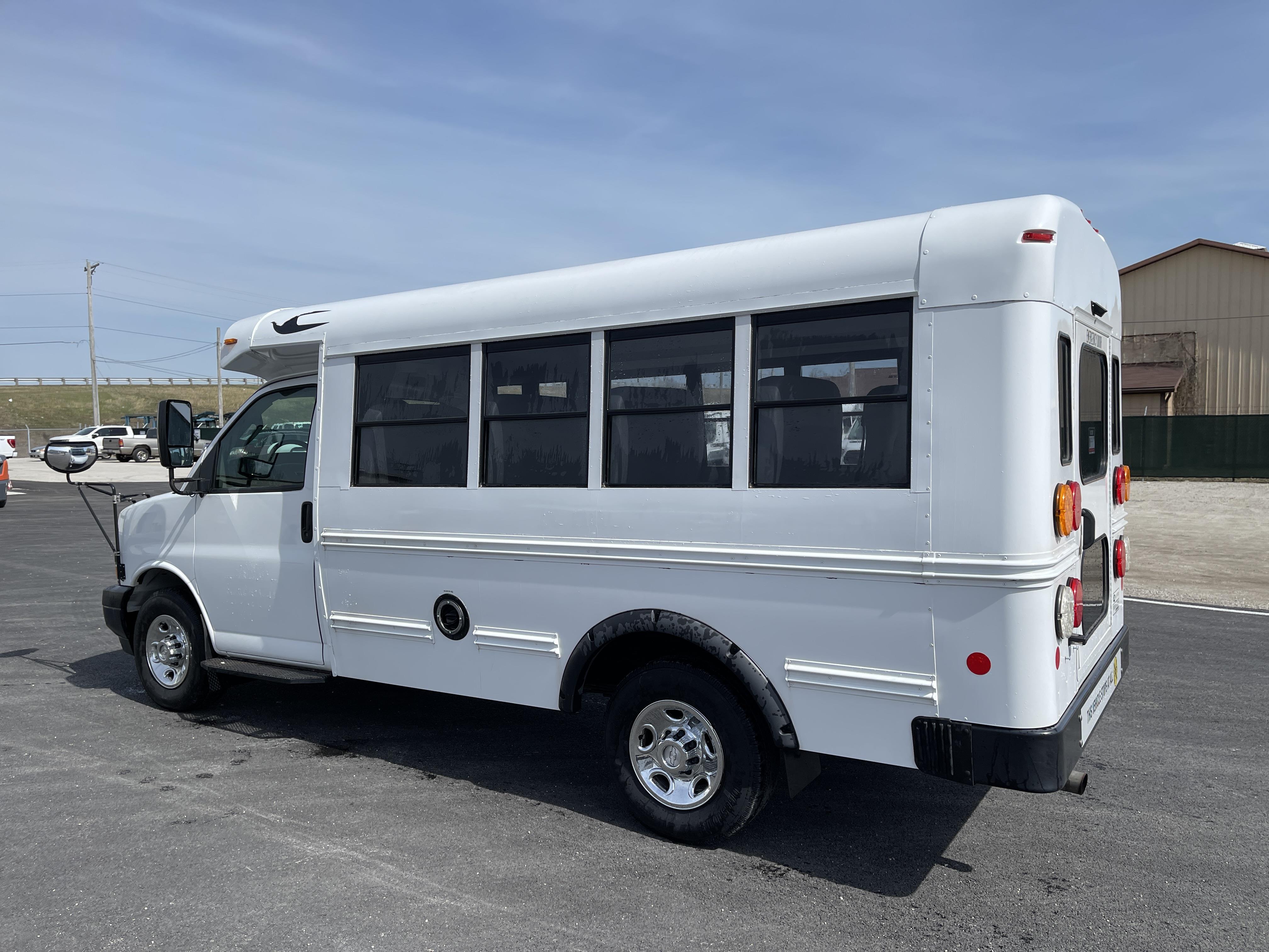 2018 Girardin Chevy Express 3500 14 Passenger Child Care Bus