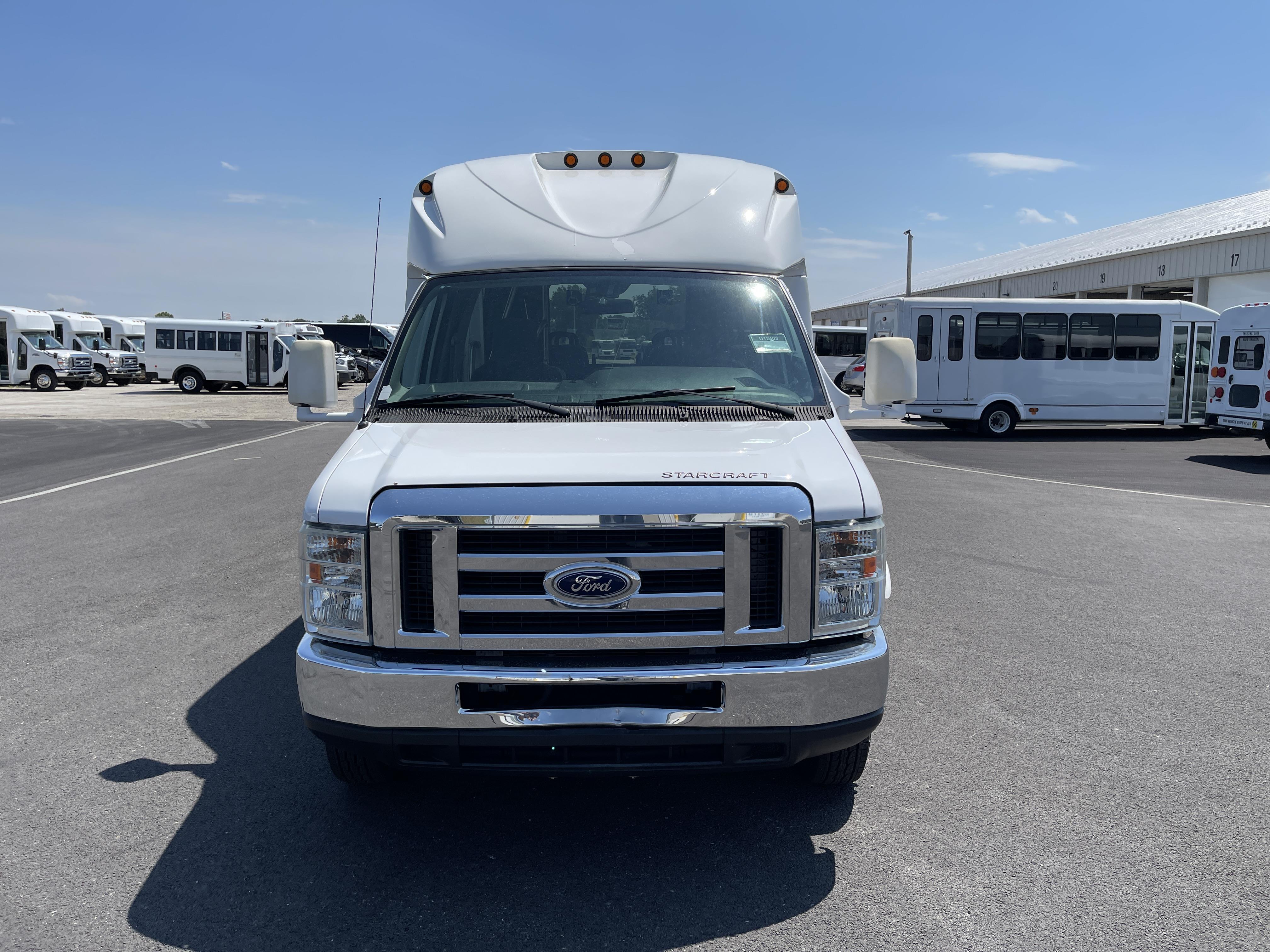 2016 Starcraft Ford E350 11 Passenger and 2 Wheelchair Shuttle Bus