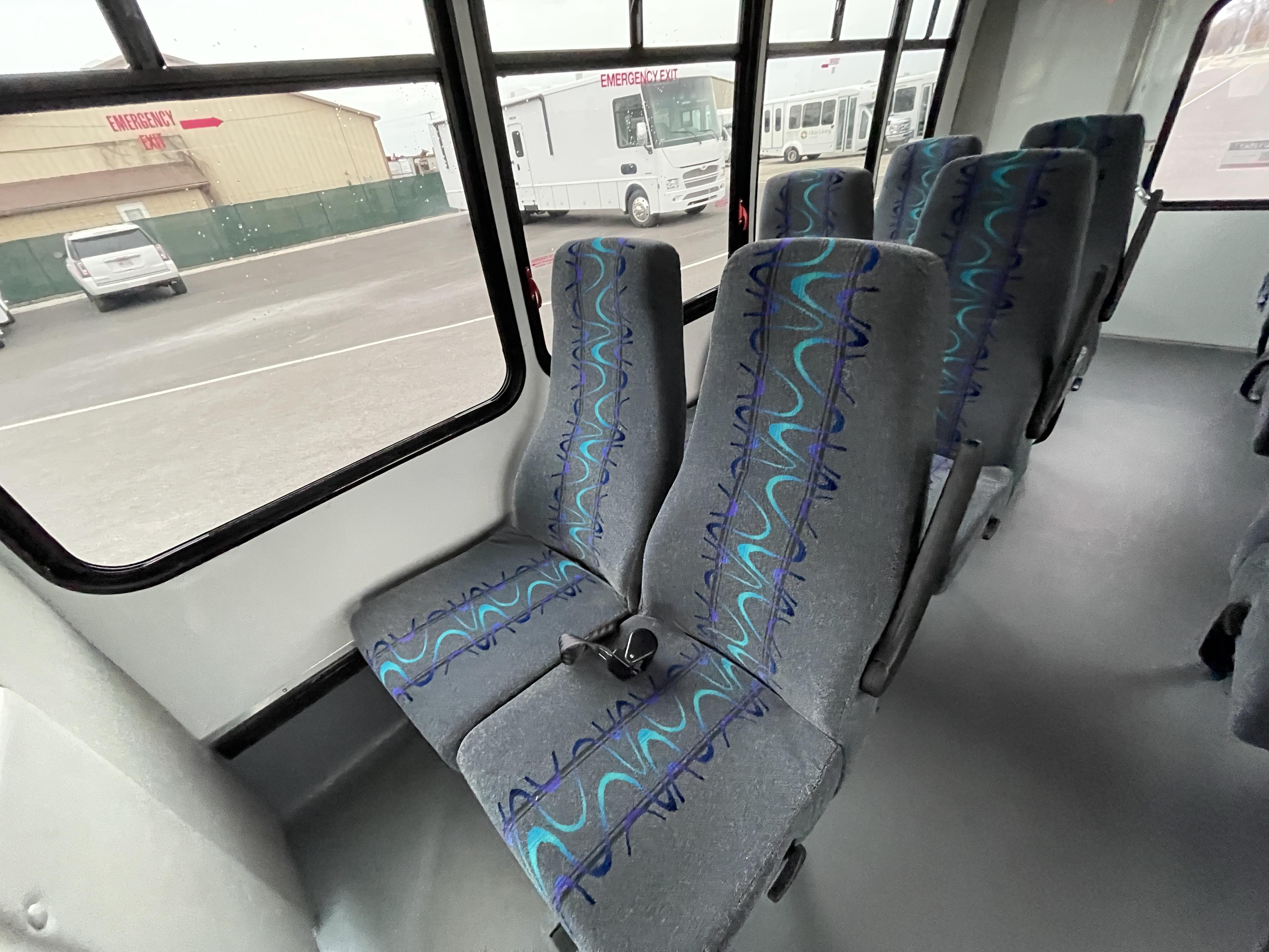 2019 Elkhart Ford E350 14 Passenger Shuttle Bus