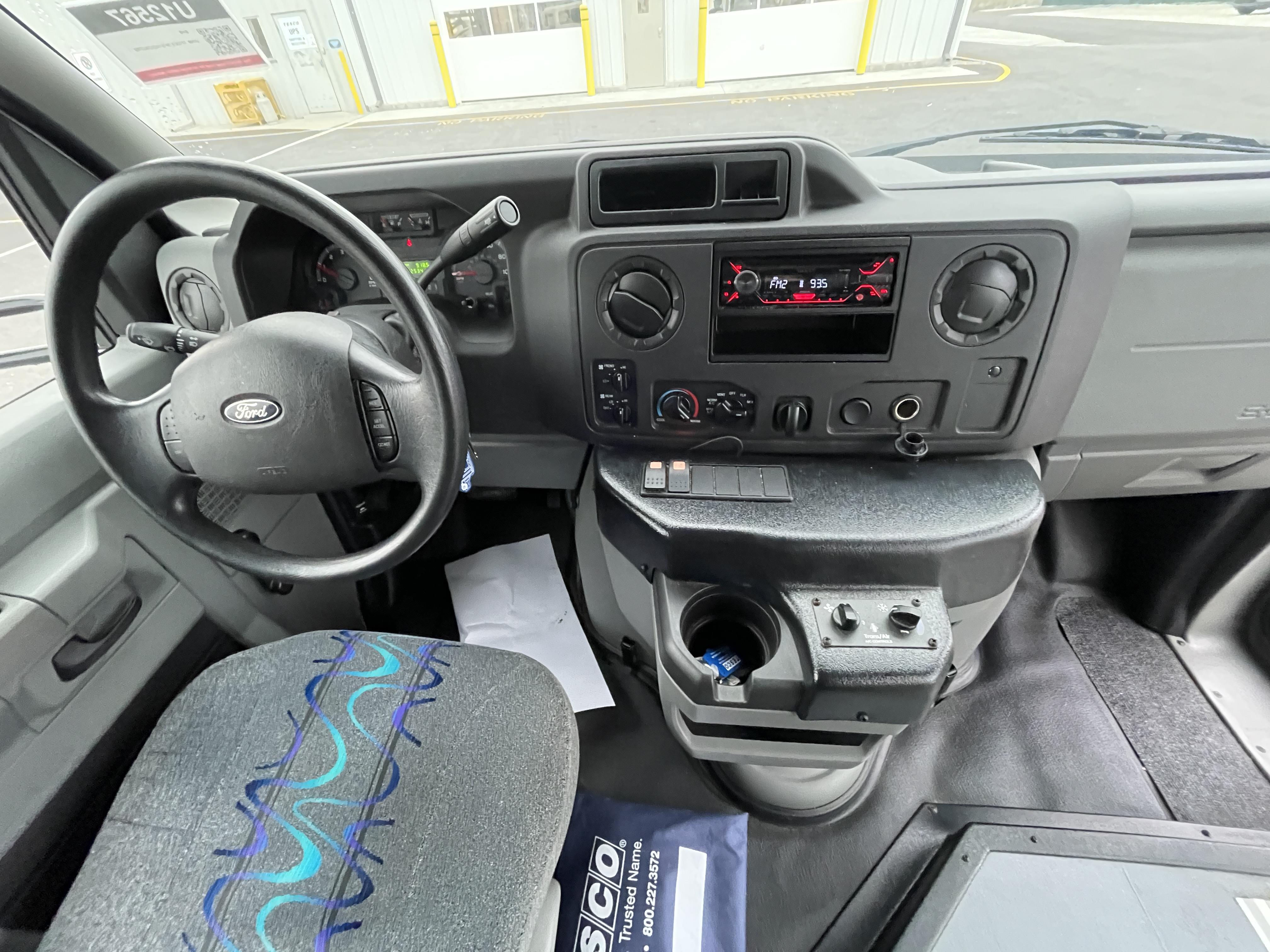 2019 Elkhart Ford E350 14 Passenger Shuttle Bus